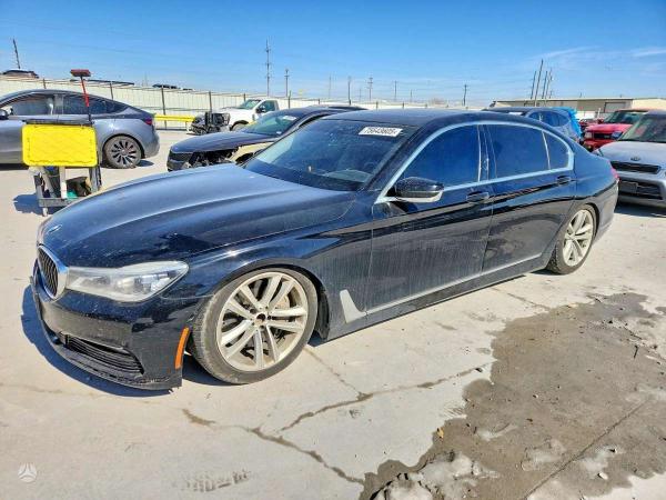 Melns BMW 750 2016 Viļņa, ar dzinēja tilpumu 4.40 L un nobraukumu 246 tūkst. km par 9999 €, foto 1 vietnē AUTOMOTO.COM.LV
