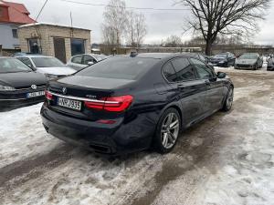 Melns BMW 750 2016 Kauņa, ar dzinēja tilpumu 4.40 L un nobraukumu 150 tūkst. km par 12400 €, foto 3 vietnē AUTOMOTO.COM.LV
