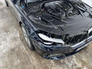 Melns BMW 750 2016 Kauņa, ar dzinēja tilpumu 4.40 L un nobraukumu 150 tūkst. km par 12400 €, foto 8 vietnē AUTOMOTO.COM.LV