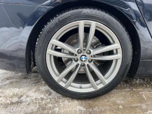 Melns BMW 750 2016 Kauņa, ar dzinēja tilpumu 4.40 L un nobraukumu 150 tūkst. km par 12400 €, foto 38 vietnē AUTOMOTO.COM.LV