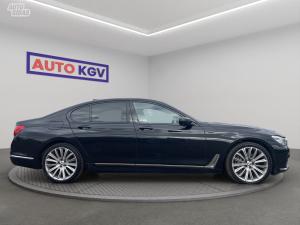 Melns BMW 750 2016 Viļņa, ar dzinēja tilpumu 3.00 L un nobraukumu 302 tūkst. km par 17999 €, foto 6 vietnē AUTOMOTO.COM.LV