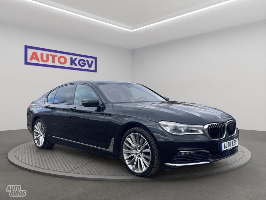 Melns BMW 750 2016 Viļņa, ar dzinēja tilpumu 3.00 L un nobraukumu 302 tūkst. km par 17999 €, foto 8 vietnē AUTOMOTO.COM.LV