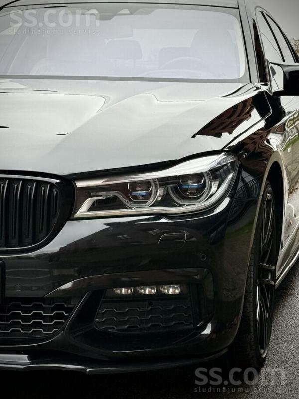 Melns BMW 750 2016 Rīga, ar dzinēja tilpumu 4.40 L un nobraukumu 132 tūkst. km par 25500 €, foto 10 vietnē AUTOMOTO.COM.LV