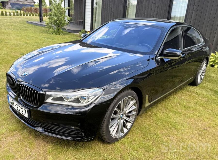 Черный БМВ 750 2016 в Рига, объемом двигателя 4.40 л и пробегом 262 тыс. км за 19999 €, фото 1 на AUTOMOTO.COM.LV