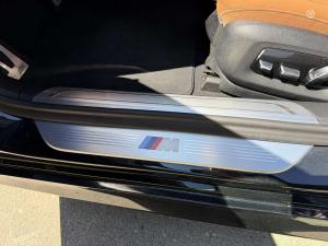 Black BMW 750 2016 in Vilnius, with an engine capacity of 4.40 L and mileage of 127 thousand km for 20500 €, photo 53 on AUTOMOTO.COM.LV
