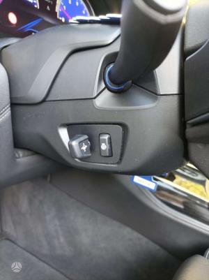 Black BMW 750 2016 in Vilnius, with an engine capacity of 4.40 L and mileage of 205 thousand km for 26000 €, photo 21 on AUTOMOTO.COM.LV
