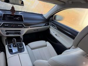 Черный БМВ 750 2016 в Вильнюс, объемом двигателя 4.40 л и пробегом 255 тыс. км за 12999 €, фото 19 на AUTOMOTO.COM.LV