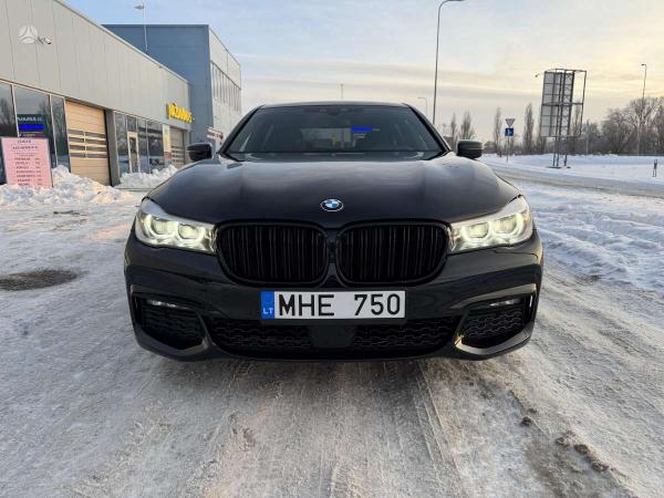 Melns BMW 750 2017 Klaipėda, ar dzinēja tilpumu 4.40 L un nobraukumu 168 tūkst. km par 22500 €, foto 4 vietnē AUTOMOTO.COM.LV