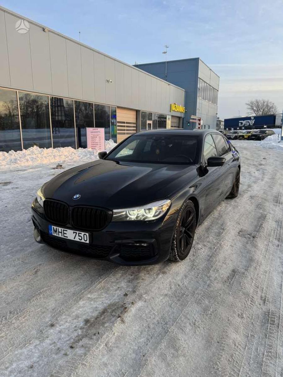 Melns BMW 750 2017 Klaipėda, ar dzinēja tilpumu 4.40 L un nobraukumu 168 tūkst. km par 22500 €, foto 5 vietnē AUTOMOTO.COM.LV