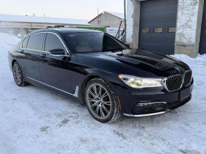 Melns BMW 750 2017 Kauņa, ar dzinēja tilpumu 4.40 L un nobraukumu 227 tūkst. km par 14200 €, foto 2 vietnē AUTOMOTO.COM.LV