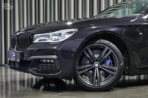 Melns BMW 750 2017 Marijampole, ar dzinēja tilpumu 3.00 L un nobraukumu 221 tūkst. km par 28450 €, foto 6 vietnē AUTOMOTO.COM.LV