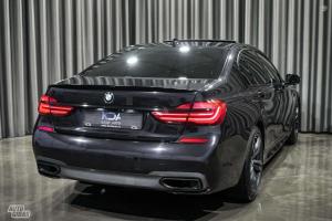 Melns BMW 750 2017 Marijampole, ar dzinēja tilpumu 3.00 L un nobraukumu 221 tūkst. km par 28450 €, foto 12 vietnē AUTOMOTO.COM.LV