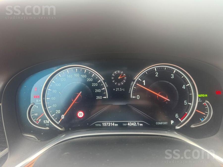 Черный БМВ 750 2017 в Салдус, объемом двигателя 3.00 л и пробегом 158 тыс. км за 32500 €, фото 9 на AUTOMOTO.COM.LV