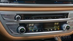 Black BMW 750 2017 in Riga, with an engine capacity of 4.40 L and mileage of 127 thousand km for 28590 €, photo 16 on AUTOMOTO.COM.LV