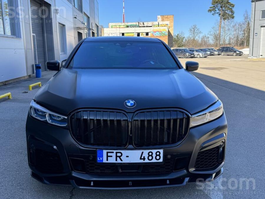 Черный БМВ 750 2018 в Рига, объемом двигателя 4.40 л и пробегом 155 тыс. км за 43500 €, фото 5 на AUTOMOTO.COM.LV