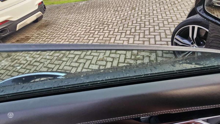 Melns BMW 750 2018 Prienai, ar dzinēja tilpumu 4.40 L un nobraukumu 185 tūkst. km par 22999 €, foto 34 vietnē AUTOMOTO.COM.LV