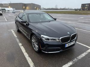 Black BMW 750 2019 in Kaunas, with an engine capacity of 4.40 L and mileage of 76 thousand km for 28500 €, photo 3 on AUTOMOTO.COM.LV