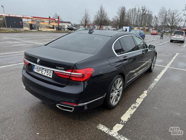 Black BMW 750 2019 in Kaunas, with an engine capacity of 4.40 L and mileage of 76 thousand km for 28500 €, photo 4 on AUTOMOTO.COM.LV