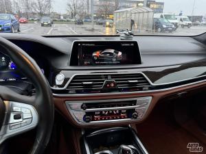 Black BMW 750 2019 in Kaunas, with an engine capacity of 4.40 L and mileage of 76 thousand km for 28500 €, photo 22 on AUTOMOTO.COM.LV