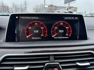 Black BMW 750 2019 in Kaunas, with an engine capacity of 4.40 L and mileage of 76 thousand km for 28500 €, photo 24 on AUTOMOTO.COM.LV