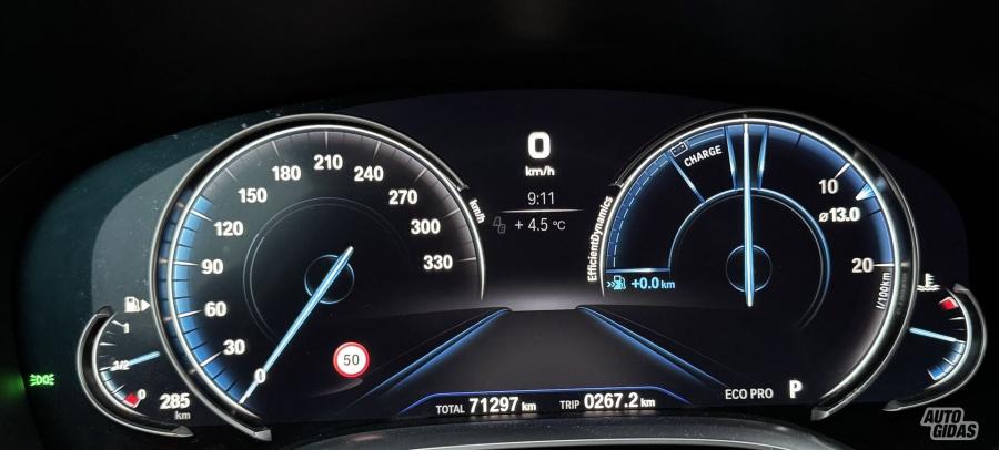 Black BMW 750 2019 in Kaunas, with an engine capacity of 4.40 L and mileage of 76 thousand km for 28500 €, photo 35 on AUTOMOTO.COM.LV