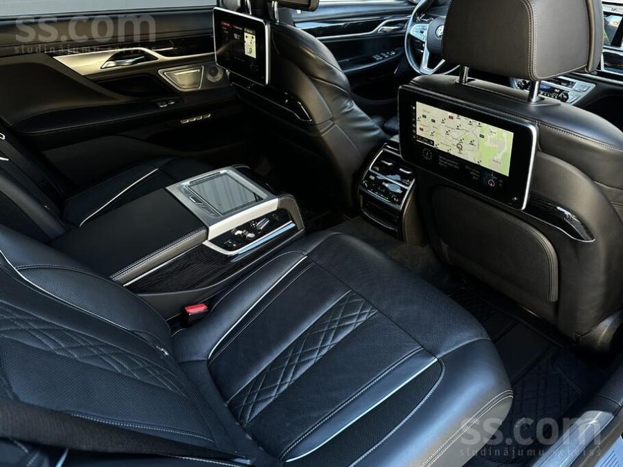 Melns BMW 750 2019 Rīga, ar dzinēja tilpumu 3.00 L un nobraukumu 205 tūkst. km par 28900 €, foto 22 vietnē AUTOMOTO.COM.LV