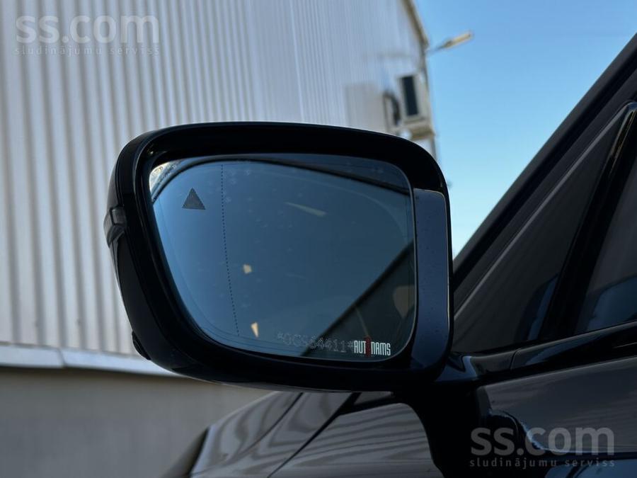 Melns BMW 750 2019 Rīga, ar dzinēja tilpumu 3.00 L un nobraukumu 205 tūkst. km par 28900 €, foto 25 vietnē AUTOMOTO.COM.LV