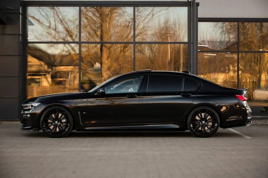 Черный БМВ 750 2019 в Елгава, объемом двигателя 4.40 л и пробегом 109 тыс. км за 55000 €, фото 7 на AUTOMOTO.COM.LV