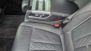 Melns BMW 750 2019 Raseiniai, ar dzinēja tilpumu 4.40 L un nobraukumu 122 tūkst. km par 19999 €, foto 10 vietnē AUTOMOTO.COM.LV