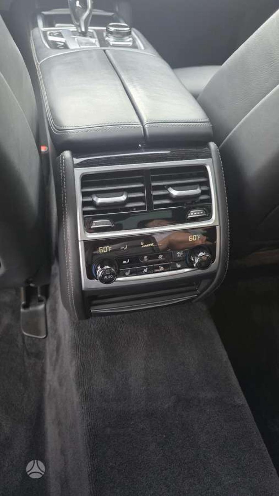 Melns BMW 750 2019 Raseiniai, ar dzinēja tilpumu 4.40 L un nobraukumu 122 tūkst. km par 19999 €, foto 11 vietnē AUTOMOTO.COM.LV