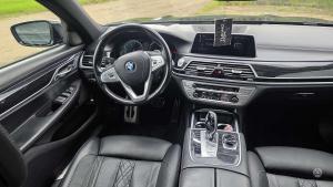 Melns BMW 750 2019 Raseiniai, ar dzinēja tilpumu 4.40 L un nobraukumu 122 tūkst. km par 19999 €, foto 12 vietnē AUTOMOTO.COM.LV