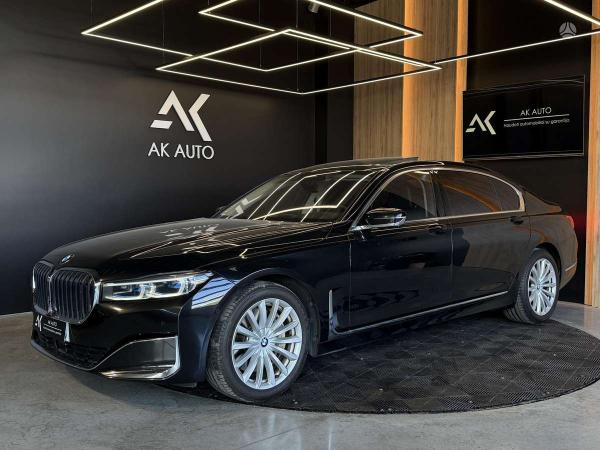 Black BMW 750 2019 in Kaunas, with an engine capacity of 2.99 L and mileage of 125 thousand km for 34990 €, photo 6 on AUTOMOTO.COM.LV
