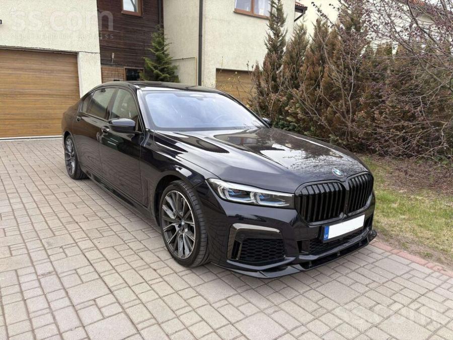Melns BMW 750 2020 Rīga, ar dzinēja tilpumu 4.40 L un nobraukumu 70 tūkst. km par 47000 €, foto 1 vietnē AUTOMOTO.COM.LV