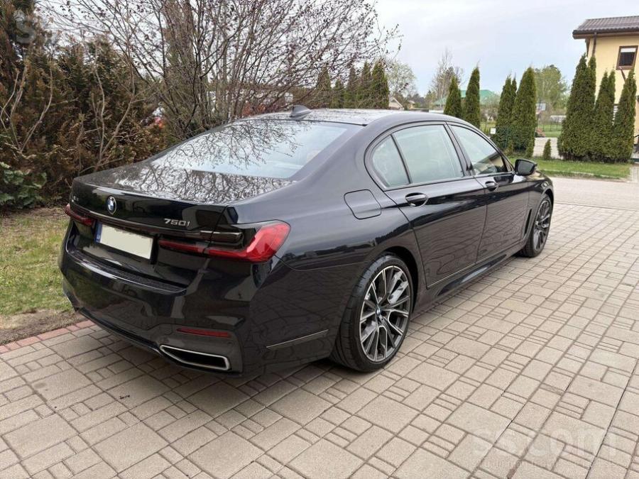 Melns BMW 750 2020 Rīga, ar dzinēja tilpumu 4.40 L un nobraukumu 70 tūkst. km par 47000 €, foto 5 vietnē AUTOMOTO.COM.LV