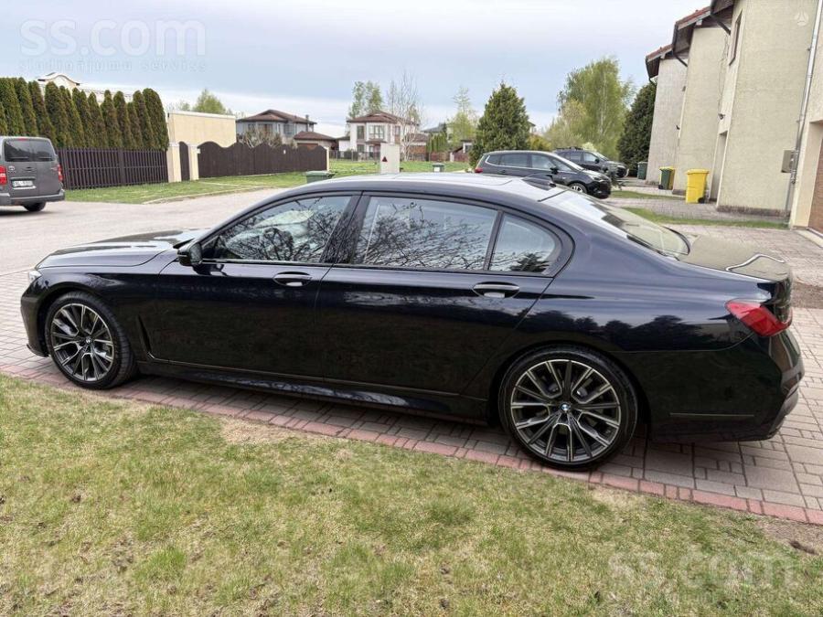 Melns BMW 750 2020 Rīga, ar dzinēja tilpumu 4.40 L un nobraukumu 70 tūkst. km par 47000 €, foto 6 vietnē AUTOMOTO.COM.LV