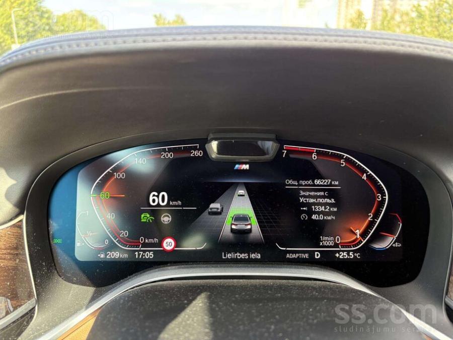 Melns BMW 750 2020 Rīga, ar dzinēja tilpumu 4.40 L un nobraukumu 70 tūkst. km par 47000 €, foto 20 vietnē AUTOMOTO.COM.LV