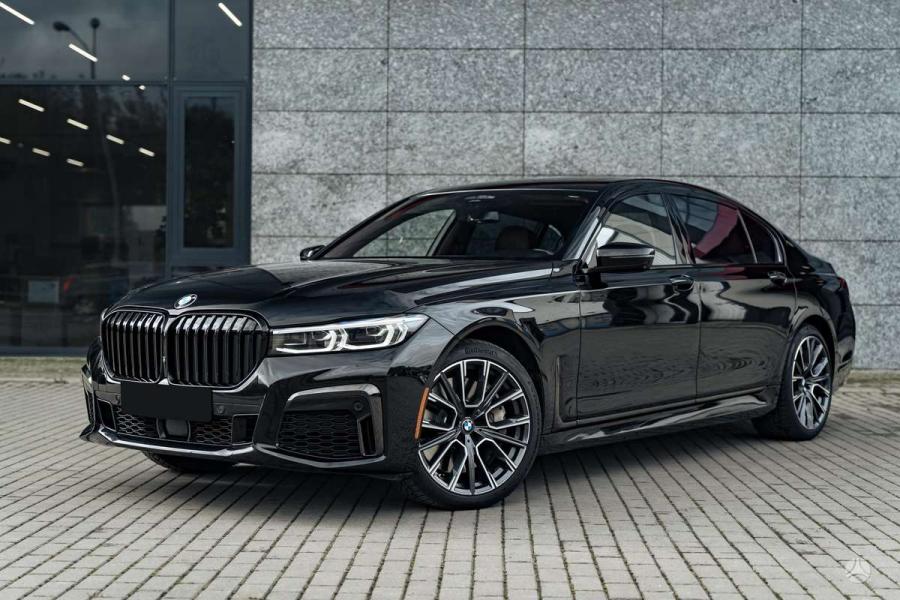 Black BMW 750 2020 in Klaipeda, with an engine capacity of 4.40 L and mileage of 59 thousand km for 39850 €, photo 5 on AUTOMOTO.COM.LV
