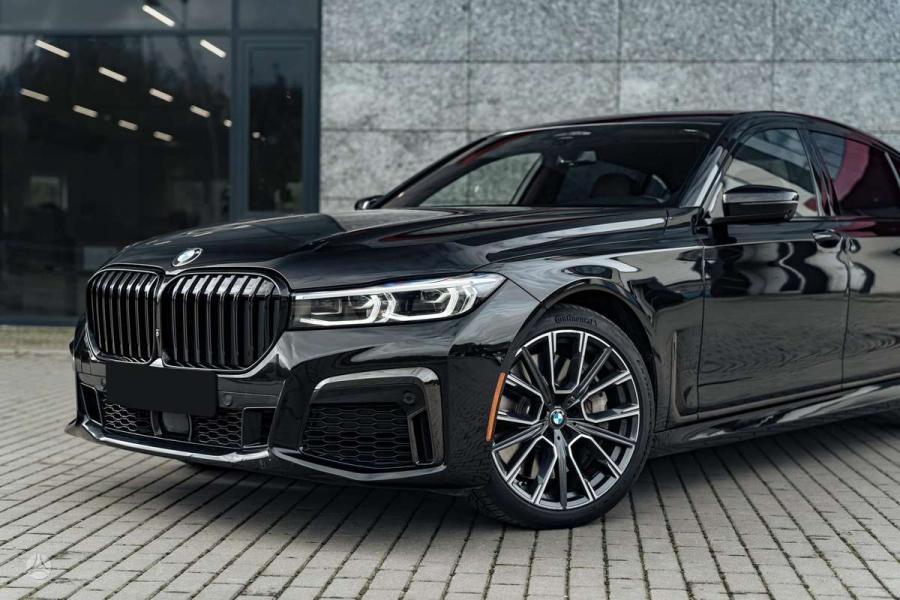 Black BMW 750 2020 in Klaipeda, with an engine capacity of 4.40 L and mileage of 59 thousand km for 39850 €, photo 6 on AUTOMOTO.COM.LV