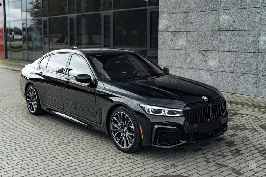 Black BMW 750 2020 in Klaipeda, with an engine capacity of 4.40 L and mileage of 59 thousand km for 39850 €, photo 14 on AUTOMOTO.COM.LV