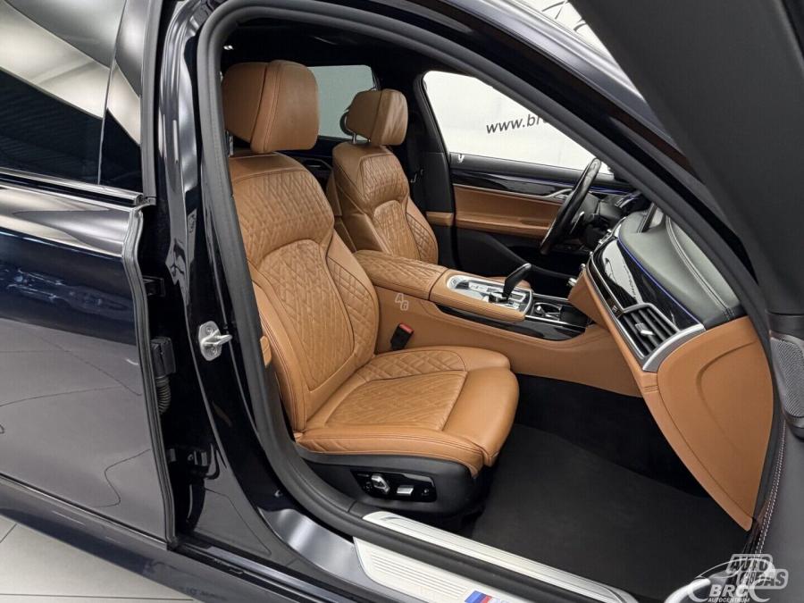 Черный БМВ 750 2022 в Авиженяй, объемом двигателя 4.40 л и пробегом 76 тыс. км за 47900 €, фото 8 на AUTOMOTO.COM.LV