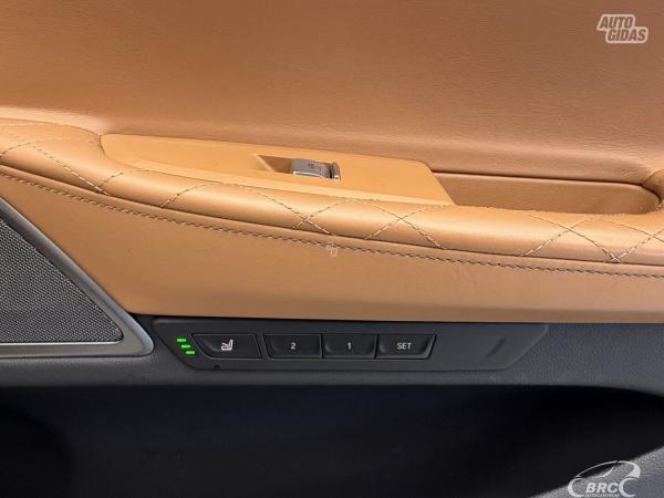 Черный БМВ 750 2022 в Авиженяй, объемом двигателя 4.40 л и пробегом 76 тыс. км за 47900 €, фото 9 на AUTOMOTO.COM.LV