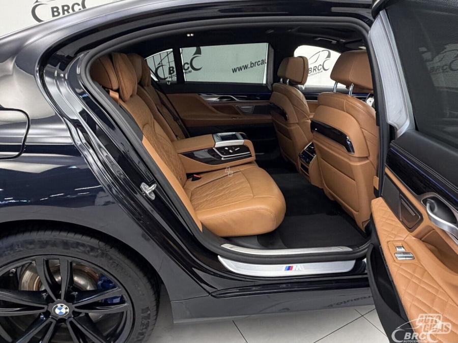 Черный БМВ 750 2022 в Авиженяй, объемом двигателя 4.40 л и пробегом 76 тыс. км за 47900 €, фото 13 на AUTOMOTO.COM.LV