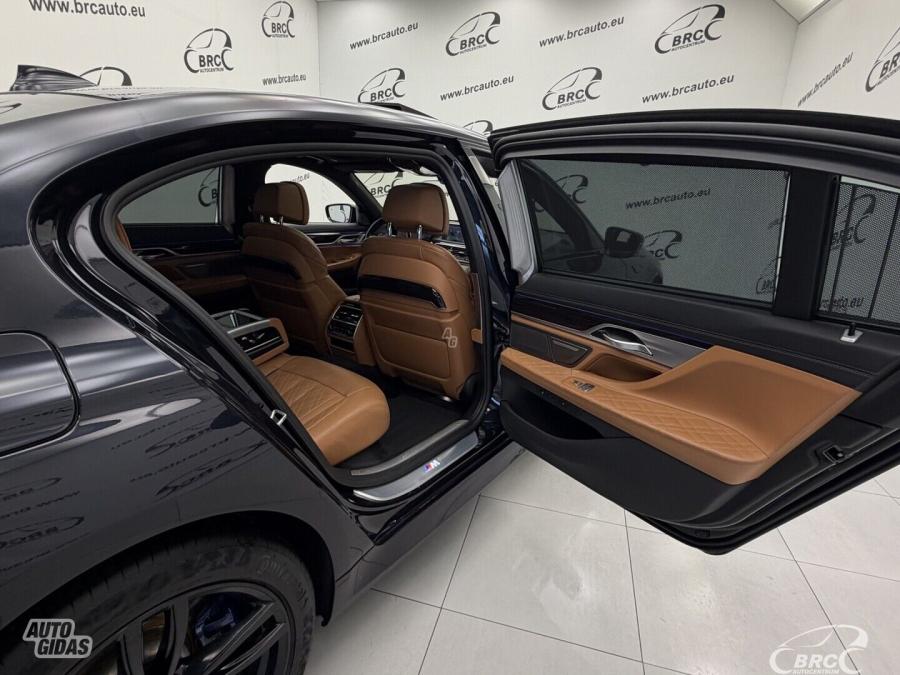 Черный БМВ 750 2022 в Авиженяй, объемом двигателя 4.40 л и пробегом 76 тыс. км за 47900 €, фото 16 на AUTOMOTO.COM.LV