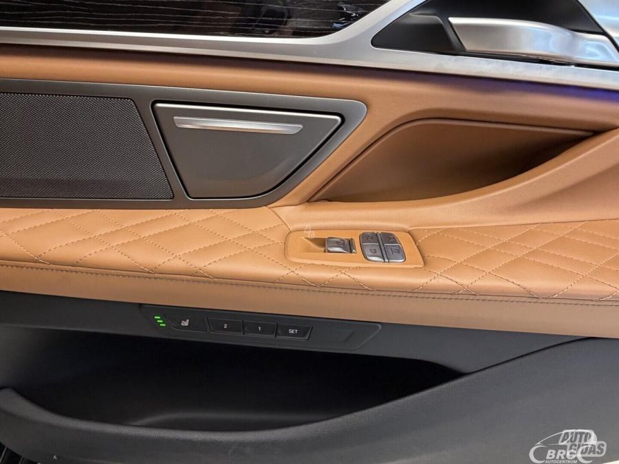Черный БМВ 750 2022 в Авиженяй, объемом двигателя 4.40 л и пробегом 76 тыс. км за 47900 €, фото 17 на AUTOMOTO.COM.LV