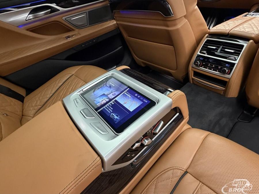 Черный БМВ 750 2022 в Авиженяй, объемом двигателя 4.40 л и пробегом 76 тыс. км за 47900 €, фото 20 на AUTOMOTO.COM.LV