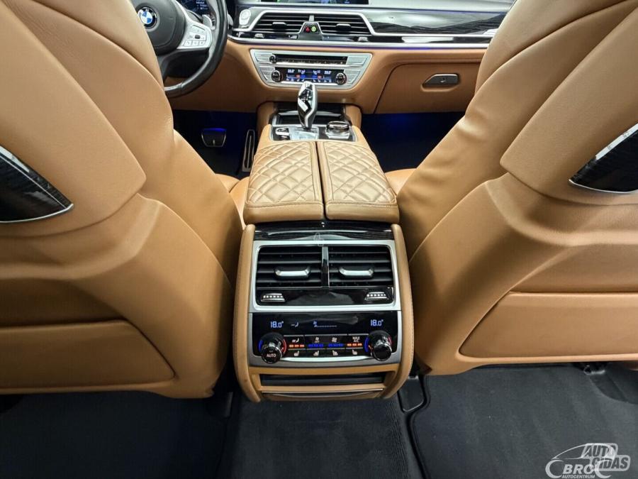 Черный БМВ 750 2022 в Авиженяй, объемом двигателя 4.40 л и пробегом 76 тыс. км за 47900 €, фото 21 на AUTOMOTO.COM.LV