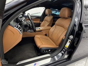 Черный БМВ 750 2022 в Авиженяй, объемом двигателя 4.40 л и пробегом 76 тыс. км за 47900 €, фото 31 на AUTOMOTO.COM.LV