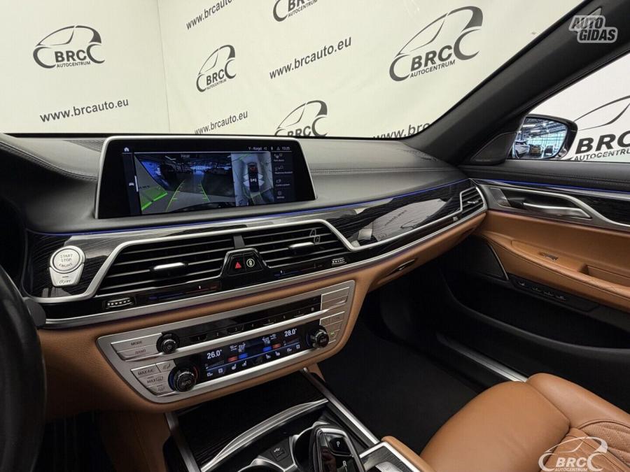 Черный БМВ 750 2022 в Авиженяй, объемом двигателя 4.40 л и пробегом 76 тыс. км за 47900 €, фото 36 на AUTOMOTO.COM.LV