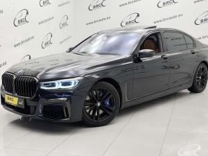 Black BMW 750 2022 in Vilnius, with an engine capacity of 4.40 L and mileage of 76 thousand km for 43900 €, photo  on AUTOMOTO.COM.LV