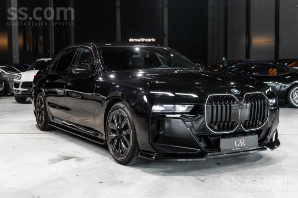 Black BMW 750 2025 in Riga, with an engine capacity of 3.00 L and mileage of 17 thousand km for 121000 €, photo 3 on AUTOMOTO.COM.LV
